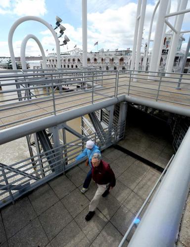 Riverboat passengers get a taste of Baton Rouge, and there are more ...