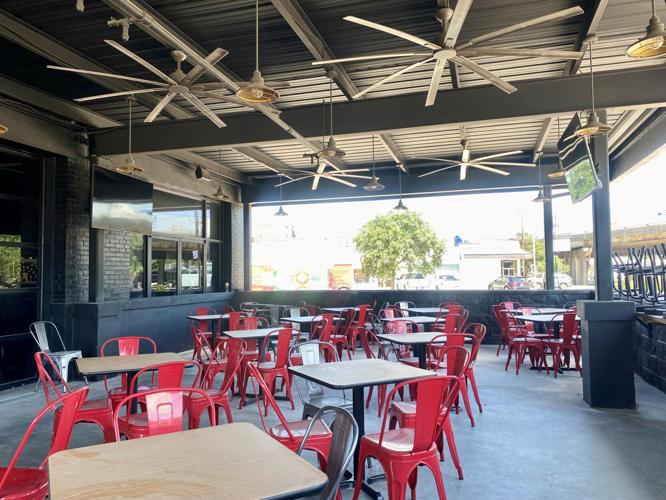 New Var's Pizza in Baton Rouge aims to be neighborhood spot | Food ...