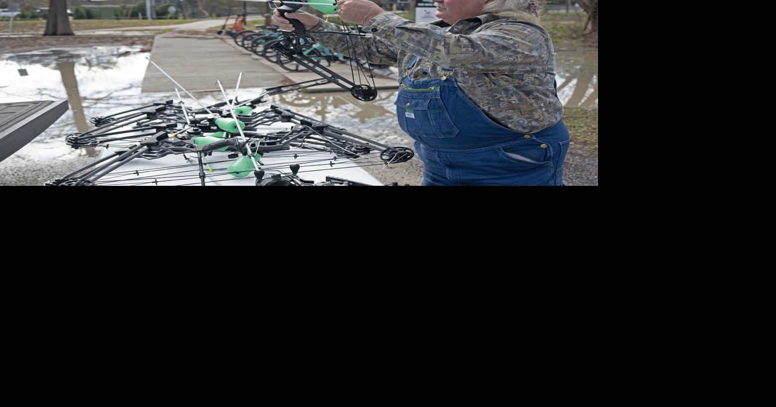 Swamp People castmates host bowfishing class in Baton Rouge ...