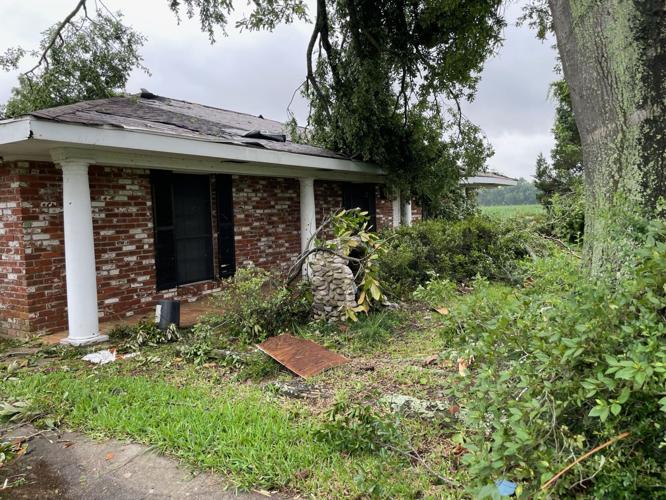 High winds lead St. James officials to suspect tornado hit | Weather/Traffic | theadvocate.com