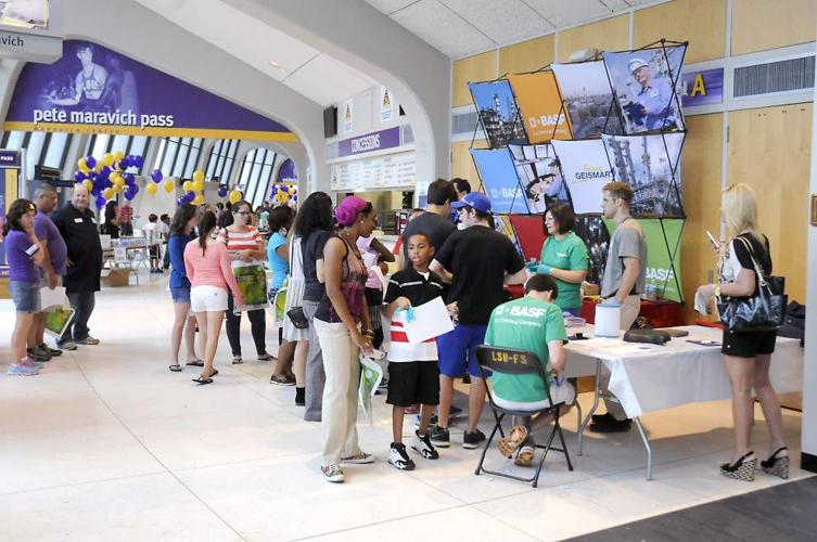 ‘Super Science Saturday’ draws young science enthusiasts to LSU ...