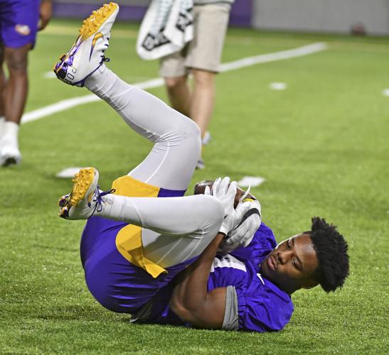 'I'm behind': Maurice Hampton Jr. begins transition after joining LSU ...
