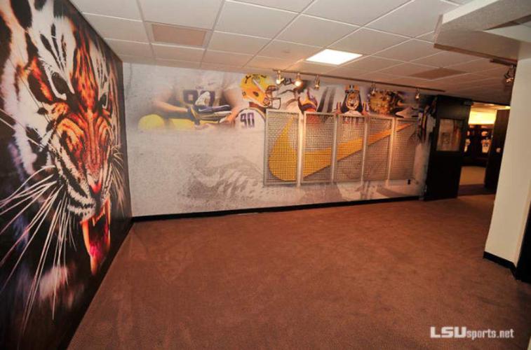 LSU reveals renovated game day locker room to players | LSU ...