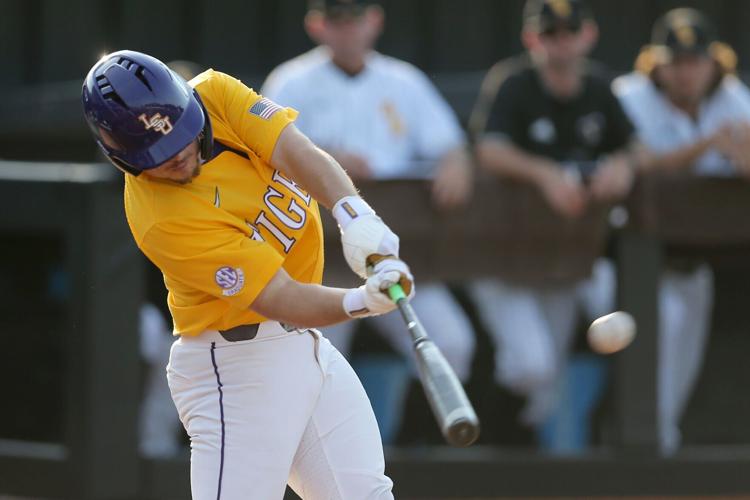 Gavin Dugas sinks Texas with ninth-inning home run | LSU | theadvocate.com
