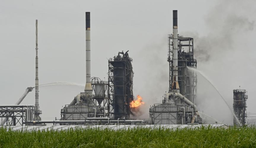 Motiva Oil Refinery fire is out, no injuries or fatalities reported ...