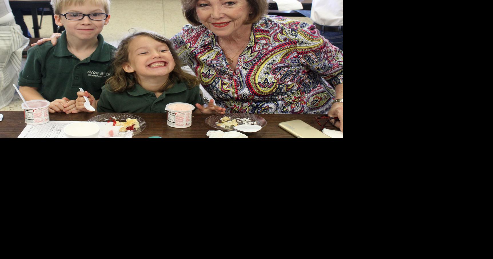 Alice Birney Elementary School opens doors for Grandparents Day | East ...