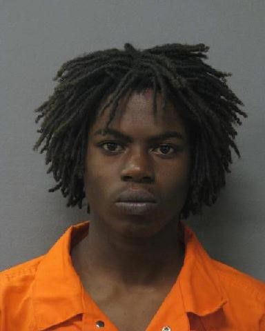 Second suspect being sought in shooting of off-duty Duson officer ...