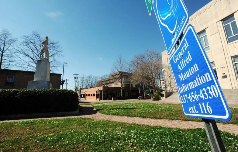 Battles lines drawn over statue of Confederate Gen. Alfred Mouton in ...