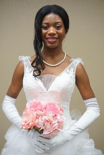 AKA's Eta Chi Omega Chapter presents 19 debutantes | Entertainment/Life ...