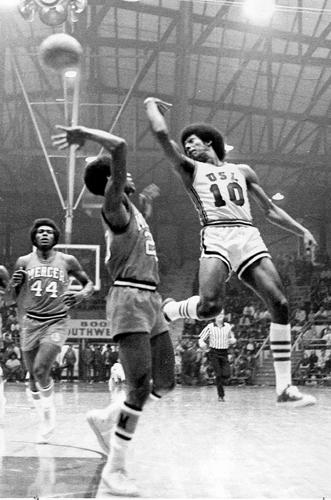 Three-time basketball All-American Bo Lamar dies in Ohio | UL Ragin ...