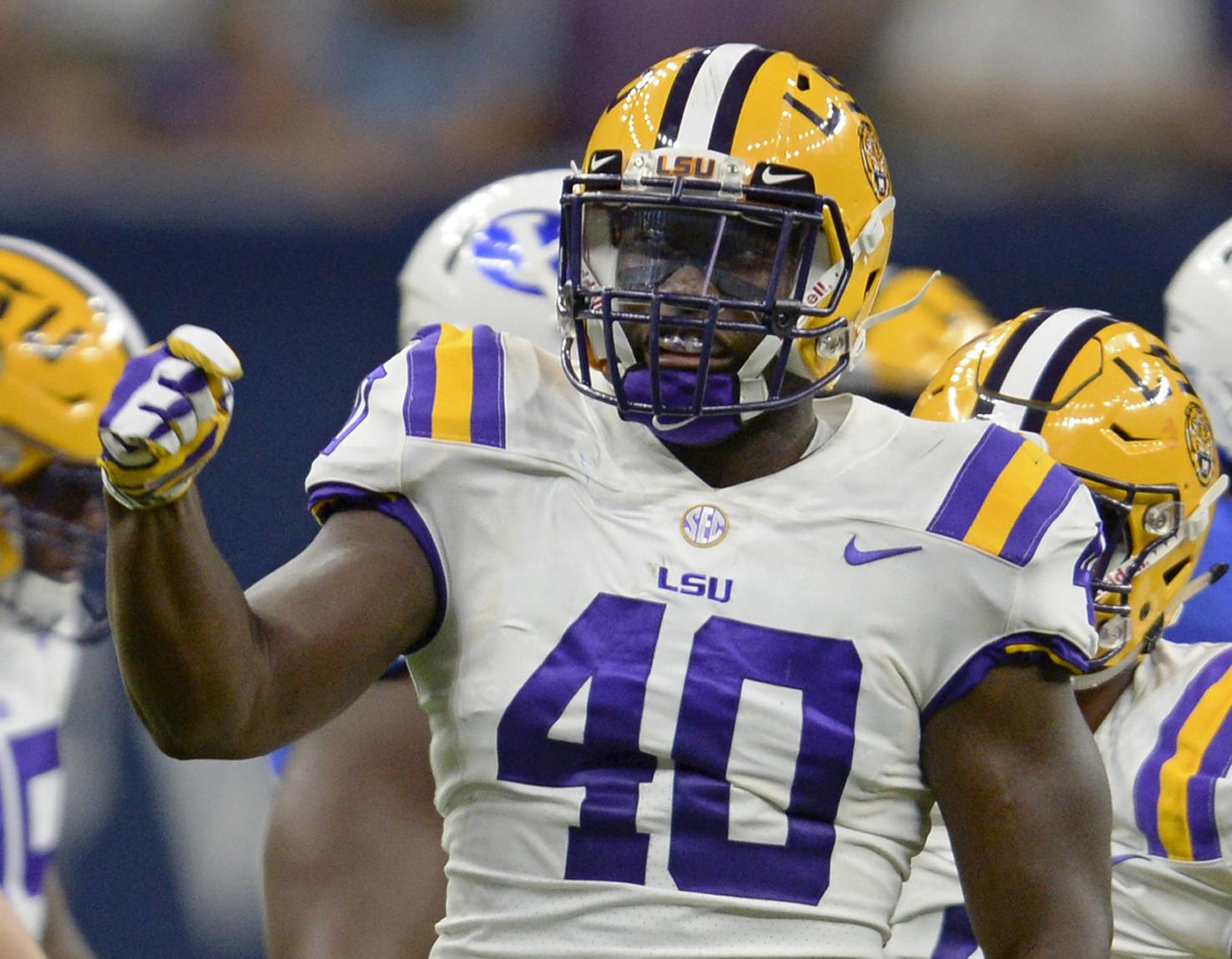 Meet the new 'Duke': LSU LB Devin White sliding into Duke Riley's blitz ...