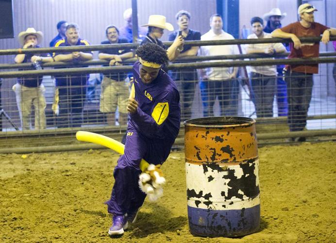 Cowboy hats and rodeo games, LSU Tigers get into Texas spirit during ...