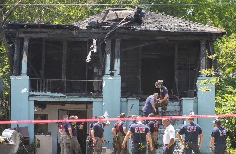 1 injured, 6 displaced in house fire off Government Street, Baton Rouge ...