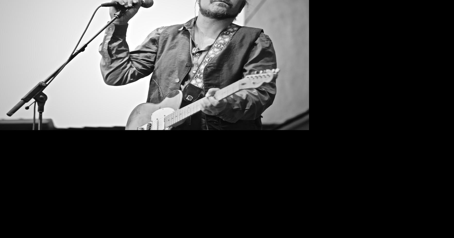 Singer-songwriter Citizen Cope, a noted college football fan, picked ...