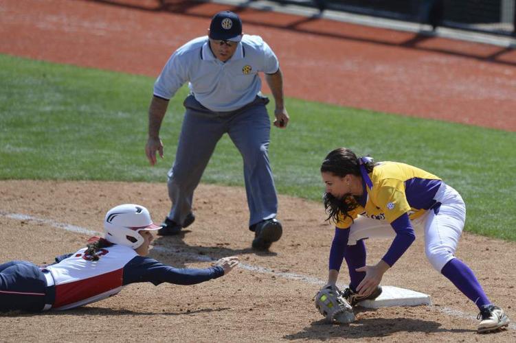 LSU softball team sweeps Ole Miss behind freshmen pitchers Carley ...