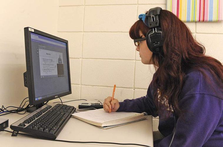 ‘Virtual’ summer school lets students learn at their own pace ...
