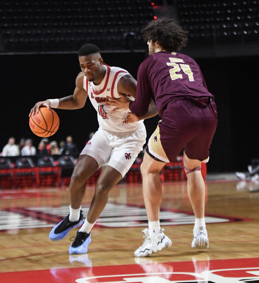 UL interim coach strives to push right buttons to get Cajuns' offense ...