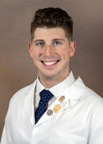 North Oaks welcomes 8 internal medicine residents to GME program ...