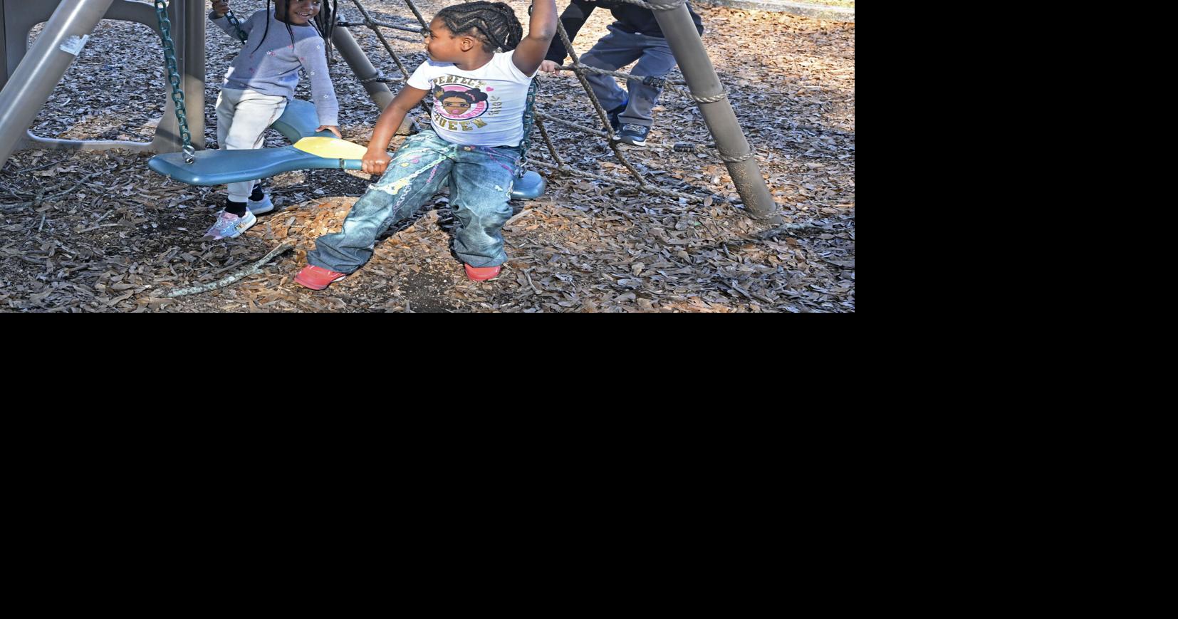 BR.ebrcharterproposals.adv HS 453.JPG | | theadvocate.com