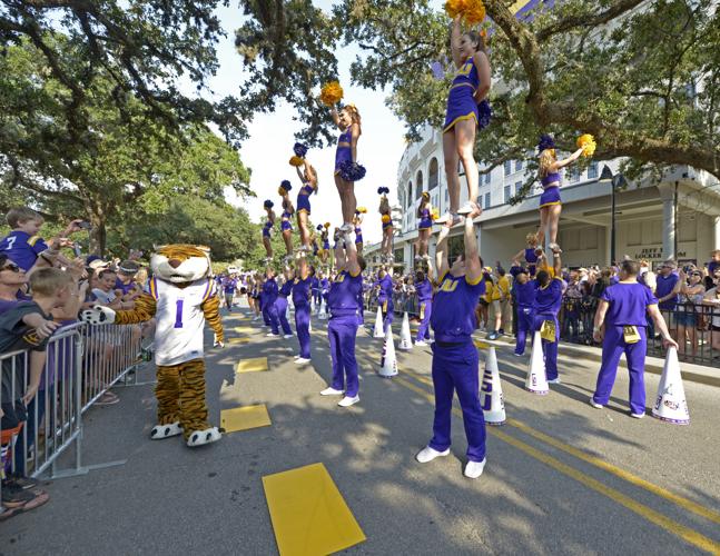Photos, Video: Watch as LSU football makes first march down Victory ...