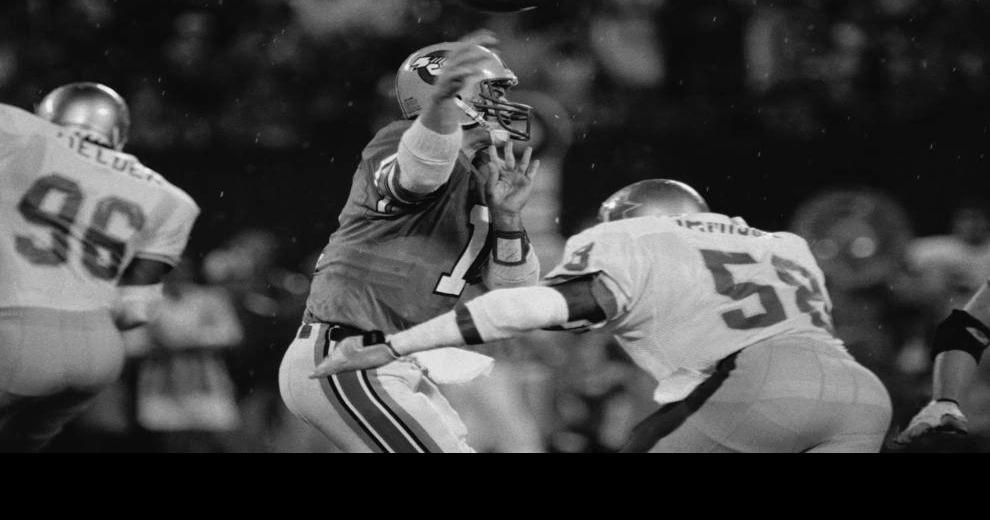 Thirty years ago this week, Bobby Hebert and Jim Mora squared off in ...