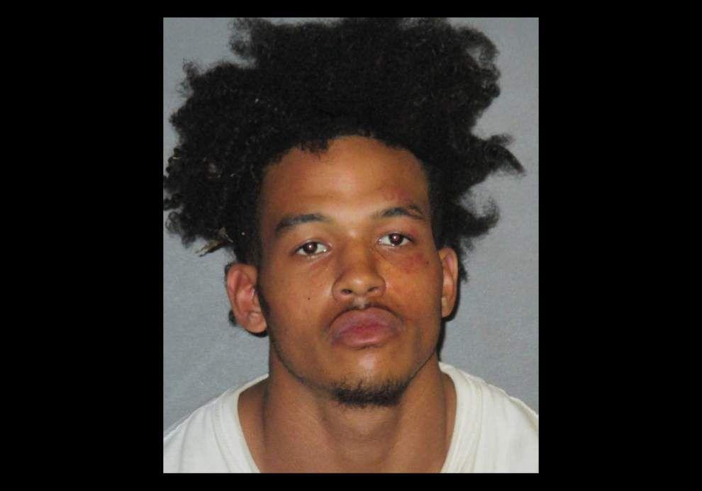 Baton Rouge police arrest teen accused of holding man at gunpoint ...