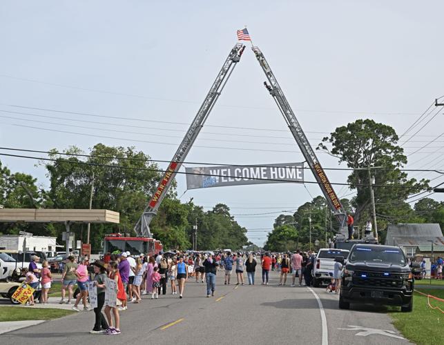 'American Idol' finalist John Foster comes home to parade | Baton Rouge ...