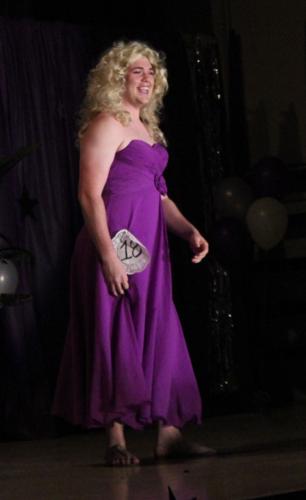 Hunks in Heels: DSHS Womanless Pageant benefits Project Graduation ...