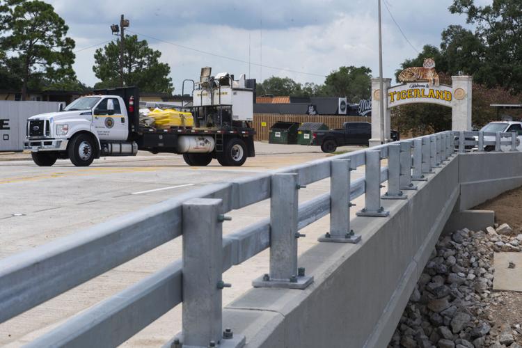 New Tigerland bridge now open, restoring access to LSU-area bars after ...