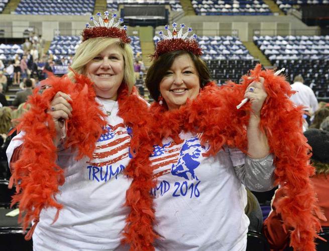 Photos, video: Donald Trump leads 'L-S-U' chant, brings out massive ...