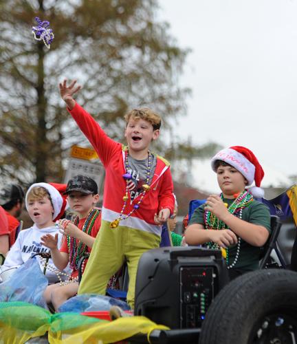 Bands, floats, horses join Santa for Walker Christmas parade ...
