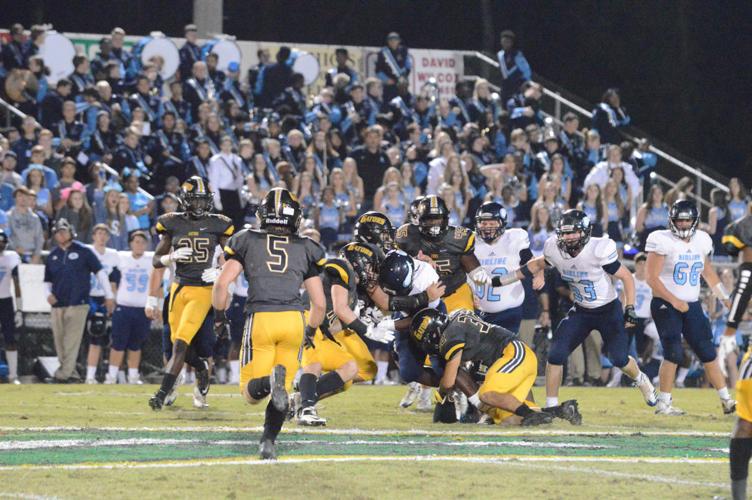 St. Amant Gators' playoff game ends in loss to Airline, 35-29 ...