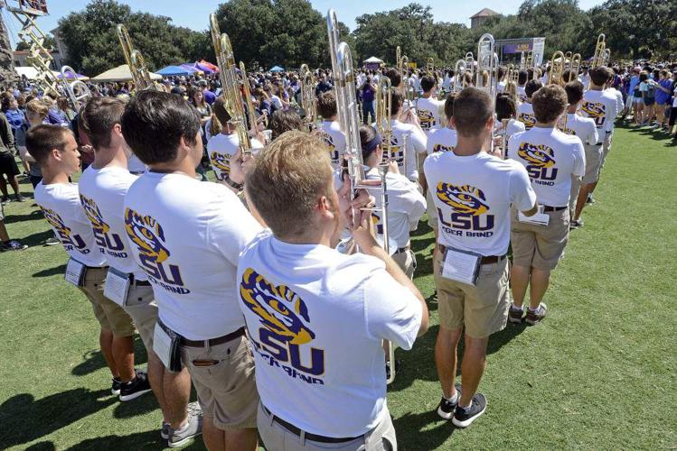 Photos: LSU Fall Fest brings students, staff, faculty together with ...