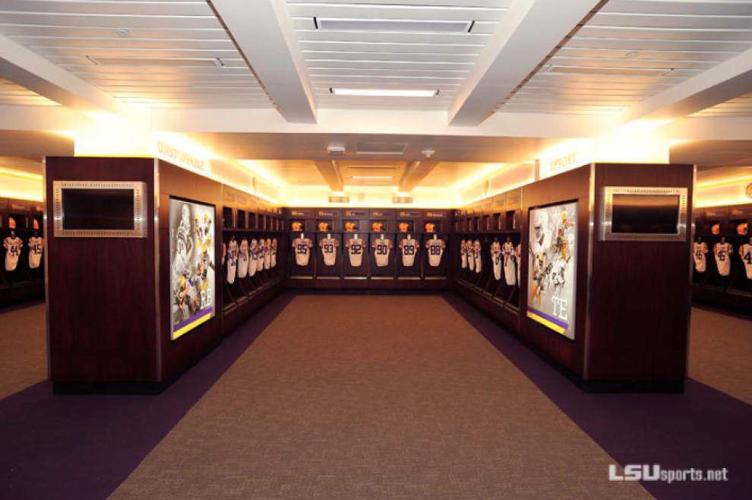 LSU reveals renovated game day locker room to players | LSU ...