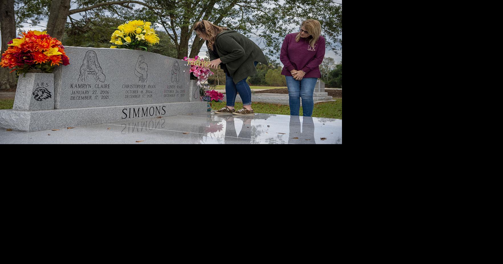 christopher ryan simmons