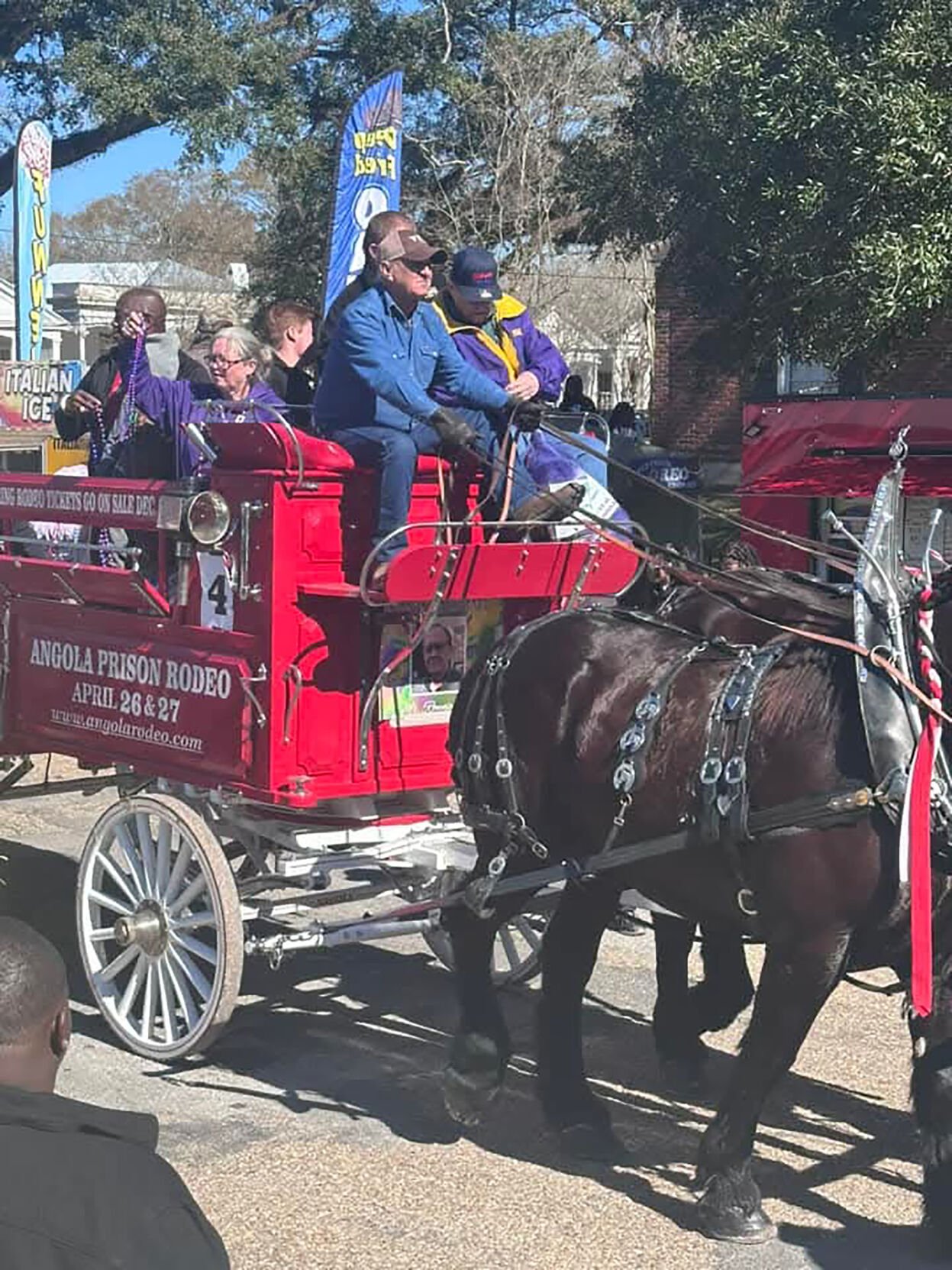 Clinton celebrates Mardi Gras in the Country with annual parade | East ...