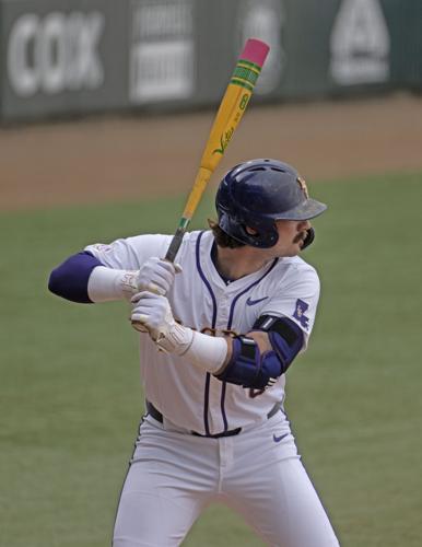 LSU baseball's Hayden Travinski uses pencil bat at Alex Box | LSU ...