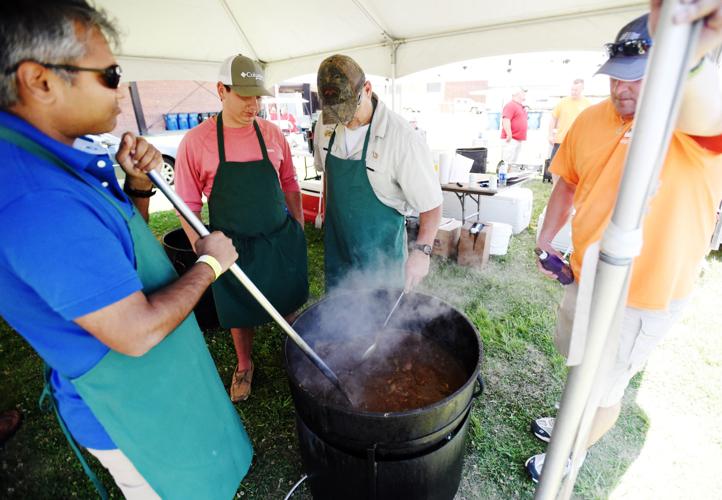 Photos: 3rd annual American Assoc. of Drilling Engineers Fin Feather ...