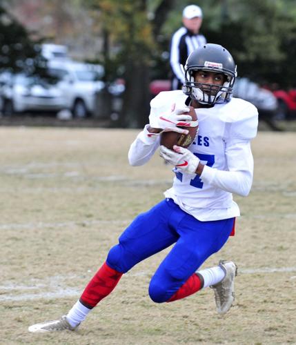 Rondell Mealey's touchdown, strong defense key Patriots win over Eagles ...