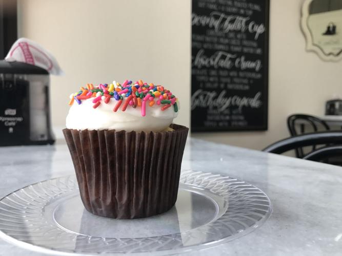Cupcake ice cream sandwiches? Look out sweet tooths, Smallcakes has ...