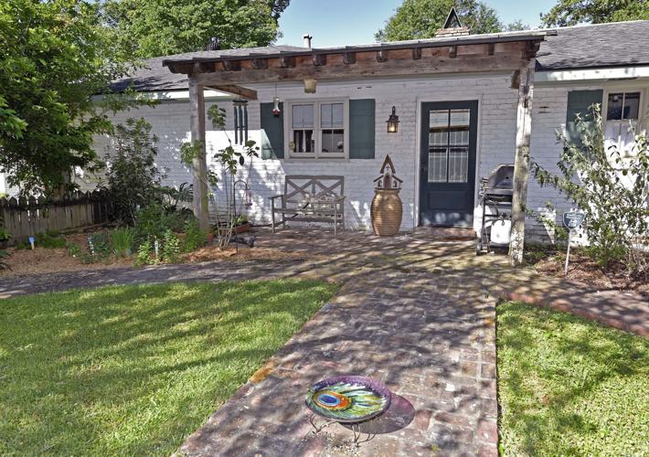 Leslie Gladney turns this Baton Rouge home into a 'Hays Town' with help ...