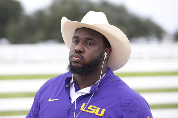 Cowboy hats and rodeo games, LSU Tigers get into Texas spirit during ...