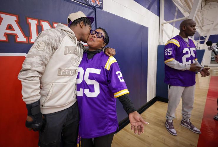 Harlem Berry: LSU football 5-star running back on NIL | LSU ...