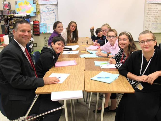 Napoleon acquitted in ‘Animal Farm’ mock trial | Zachary | theadvocate.com