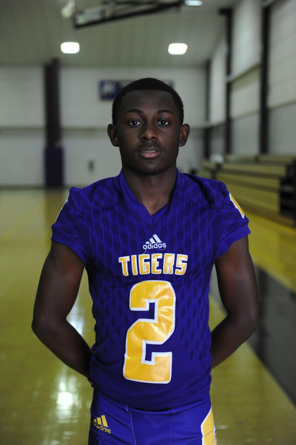 'A true program kid': Westgate defensive back Blayne Delahoussaye ...