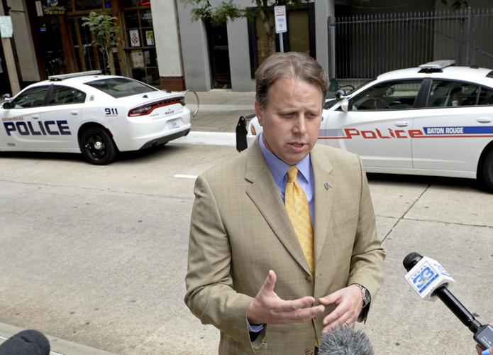 Baton Rouge police receive long-awaited body cameras Thursday, Friday ...