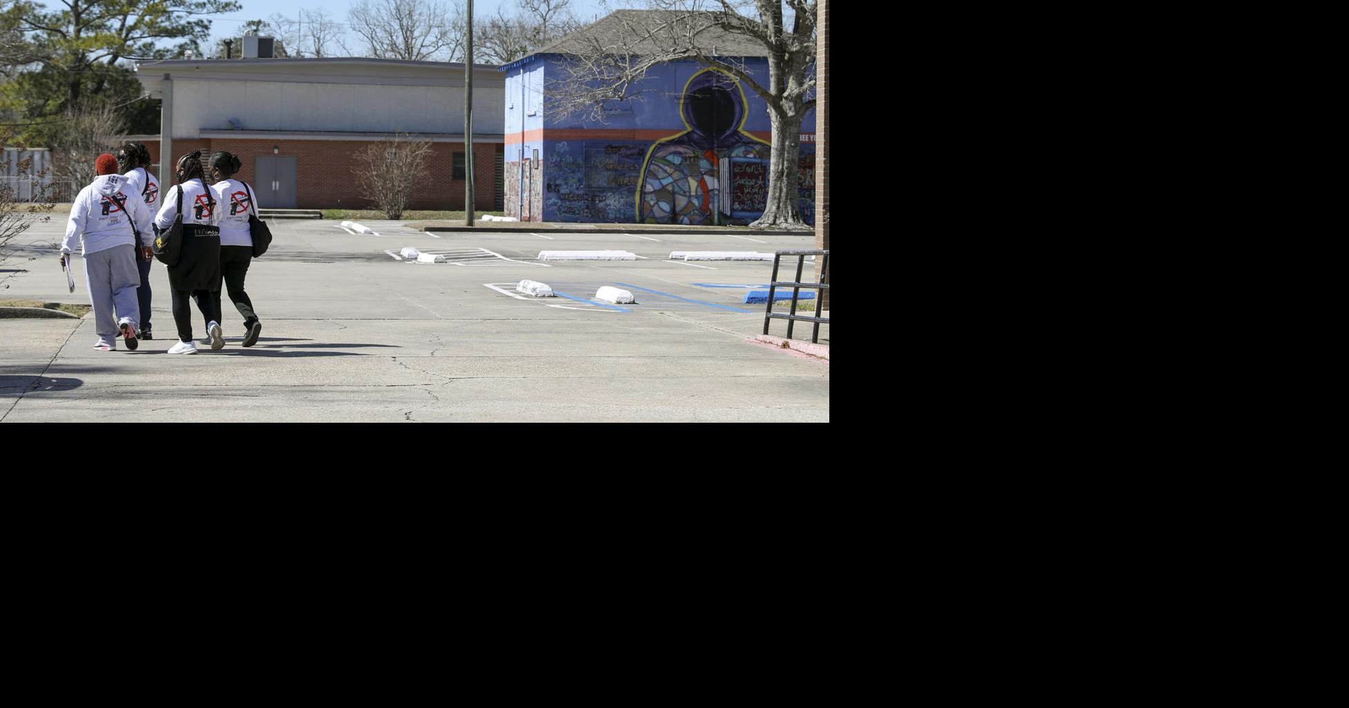 Photos: Anti-violence organizations canvass Baton Rouge neighborhood ...