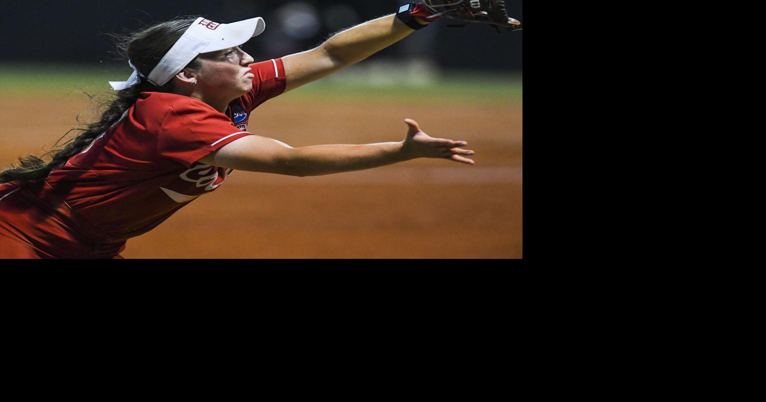 Two sacrifice flies did the trick for Cajuns in eight-inning nailbiter ...