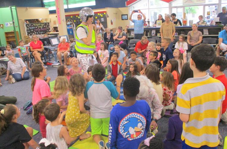 Professor Universe brings his knowledge of the universe to Hammond ...