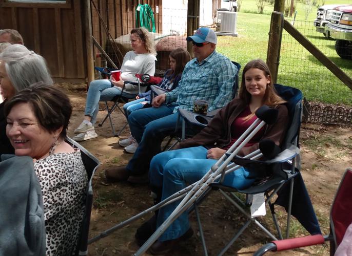 More than 60 Pittman descendants gather under Jackson oak trees to ...